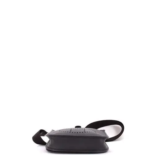 Hermès Evelyne Bag Gen Iii Clemence 23 - Black