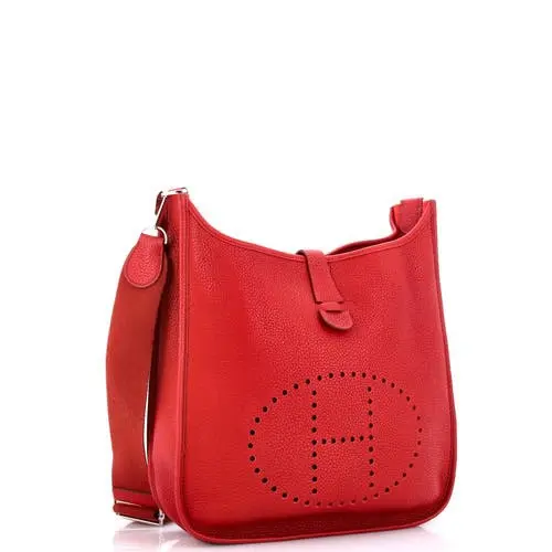 Hermès Evelyne Bag Gen Iii Clemence Gm - Red