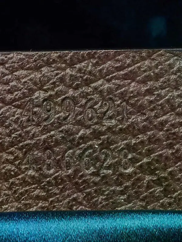 Gucci Small Ophidia Gg Supreme Shoulder Bag - Neutrals
