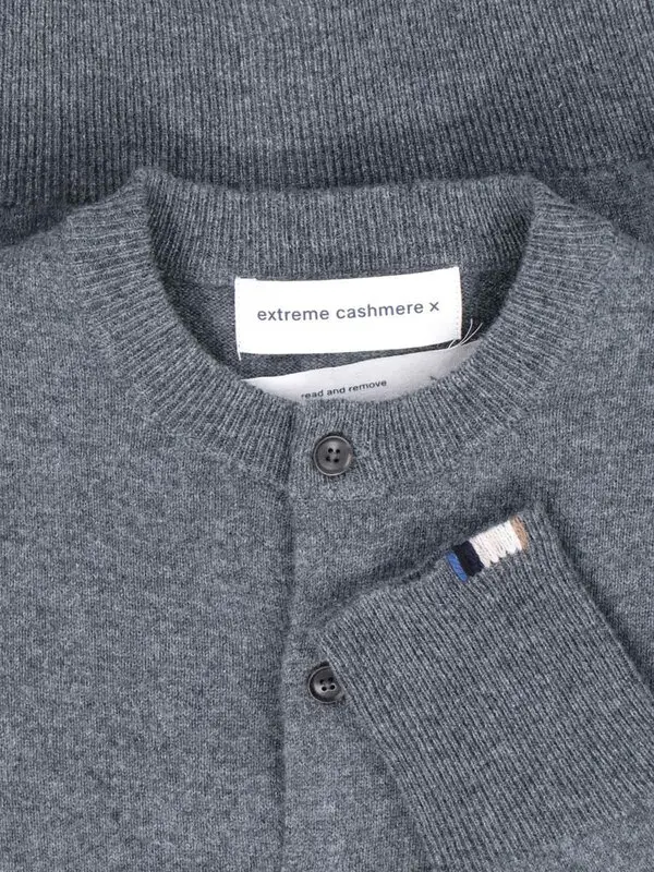 Extreme Cashmere Crewneck Cardigan "n°435 Little Lamb