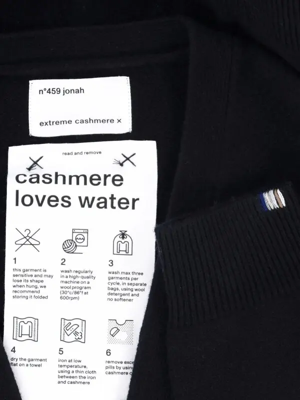 Extreme Cashmere Button Cardigan "jonah