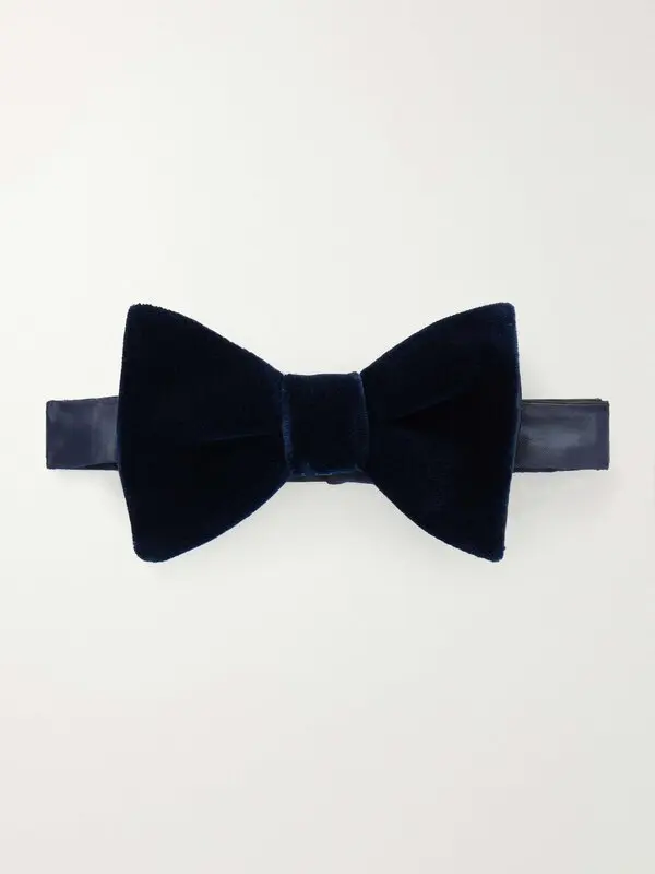 Mr P. Pre-tied Cotton-velvet Bow Tie