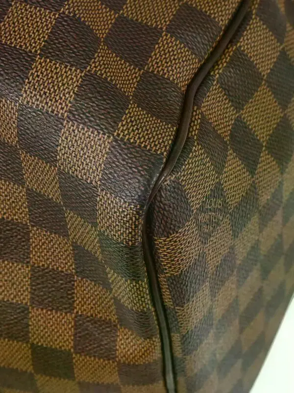 LOUIS VUITTON 50 Damier Keepall Handbag