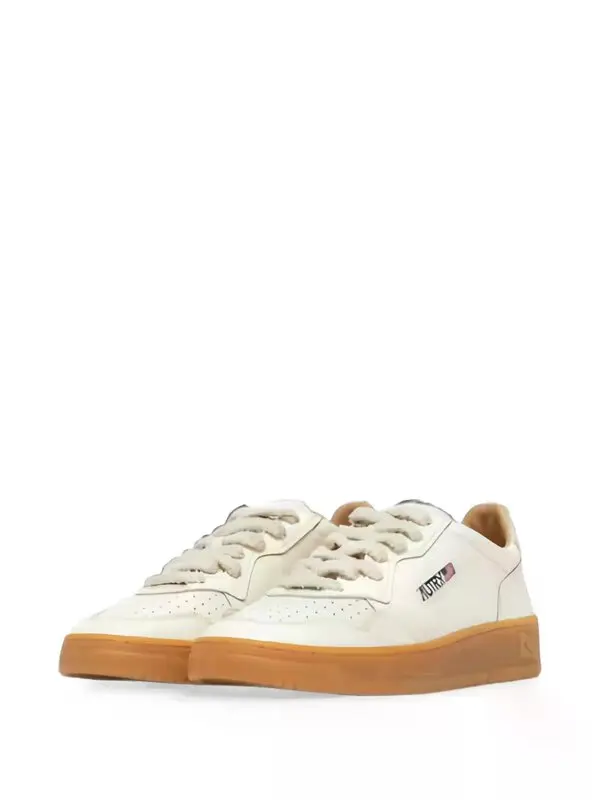 AUTRY Medalist Low Leather Sneakers