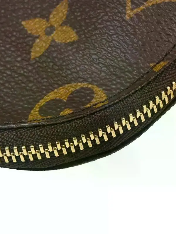 LOUIS VUITTON Pochette Monogram Canvas Make Up Bag