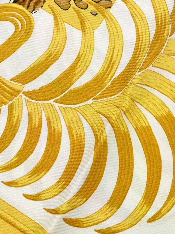 Hermès Tigre Royal Scarf