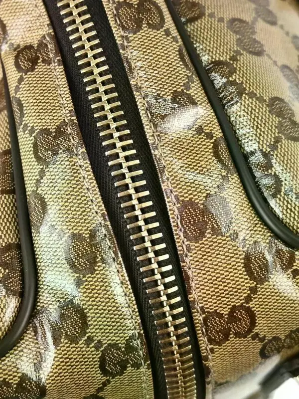 Gucci Gg Supreme Handbag