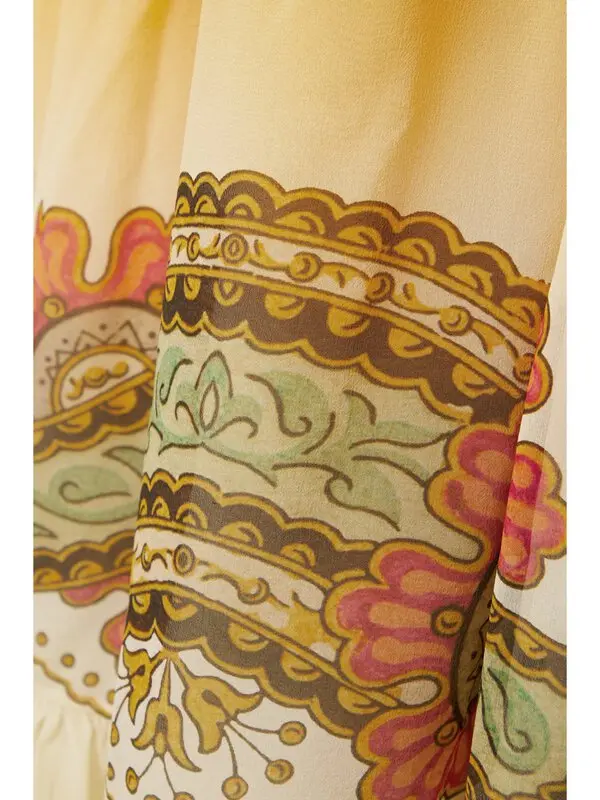 Etro Featuring Ruffled Trims