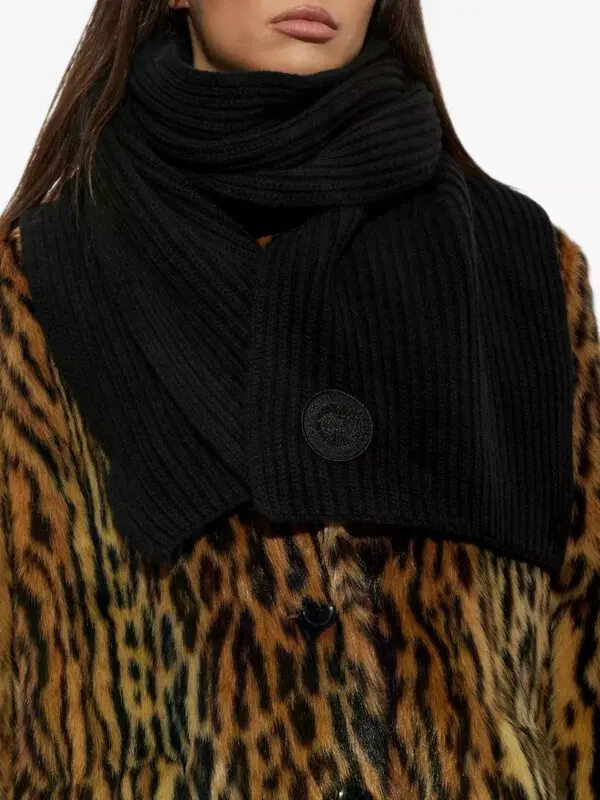 Canada Goose Ribbed Logo-patch Scarf