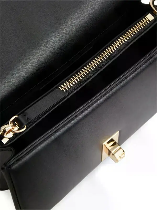 Tommy Hilfiger Logo-plaque Chain-link Shoulder Bag