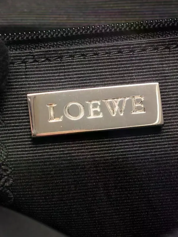 Loewe 2010-2026 Leather Anagram Clutch Bag