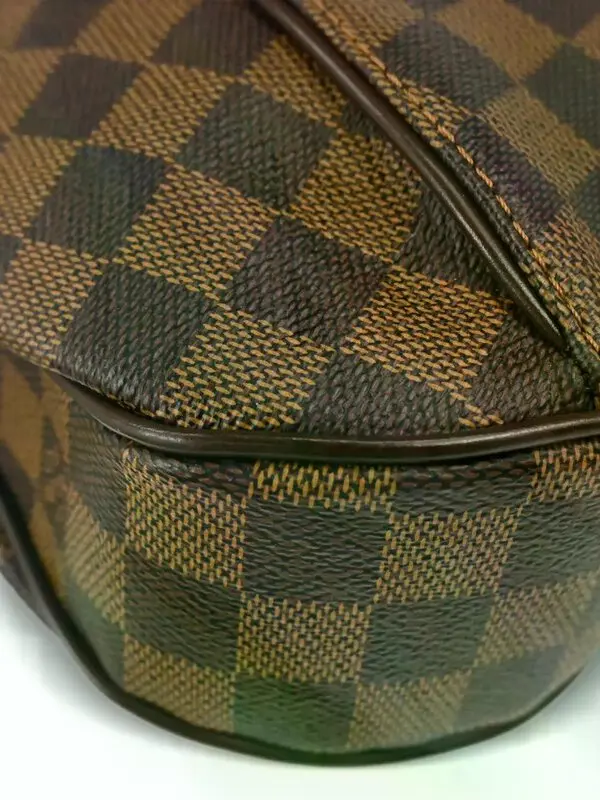 LOUIS VUITTON Gm Damier Thames Shoulder Bag