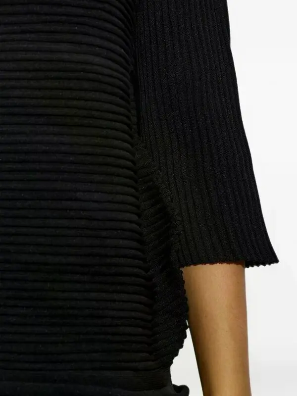 Issey Miyake Zig Zag Pleated High-neck Blouse