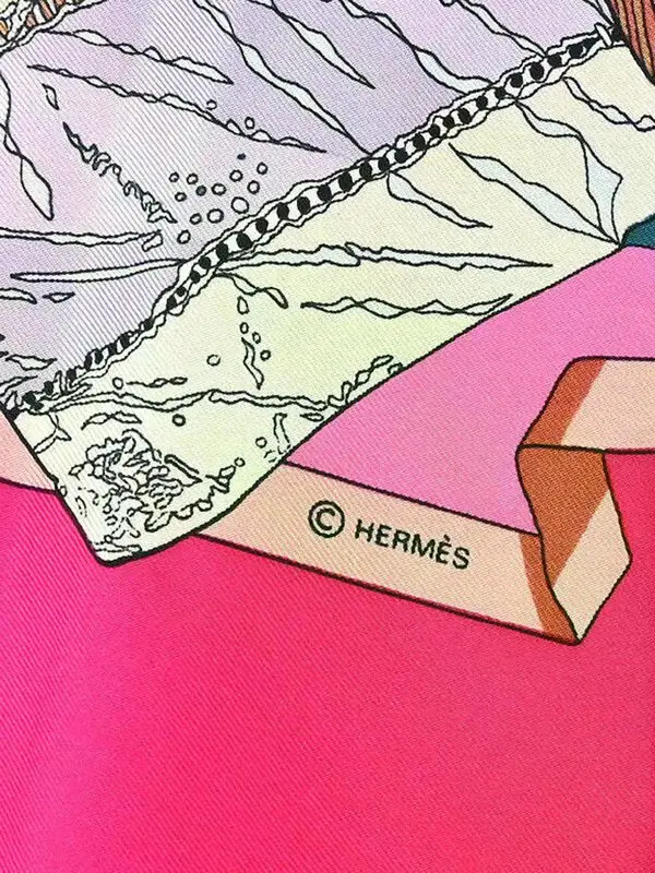 Hermès Small Hello Dolly Carre Scarf - Pink