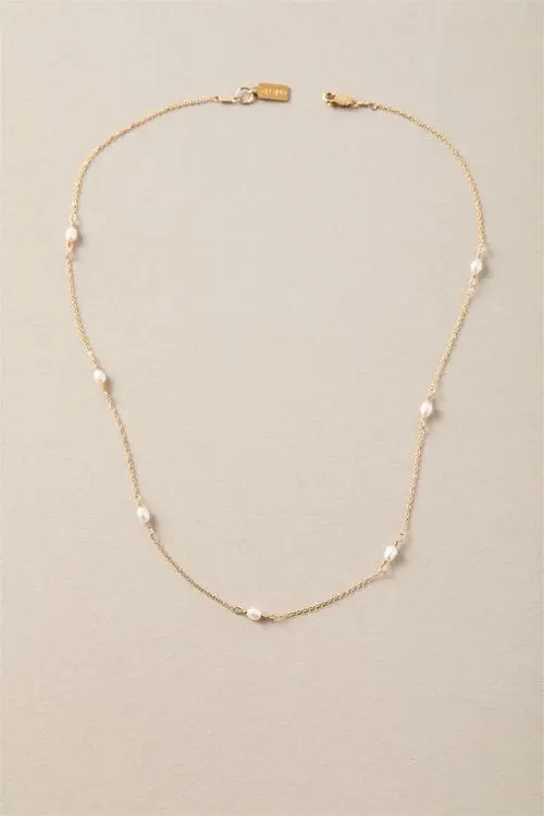 SET & STONES Madeline Pearl Necklace
