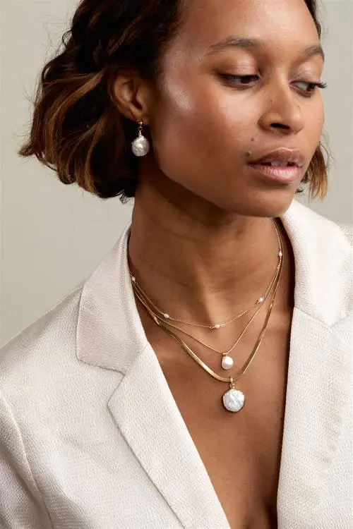 SET & STONES Serina Pearl Necklace - Gold