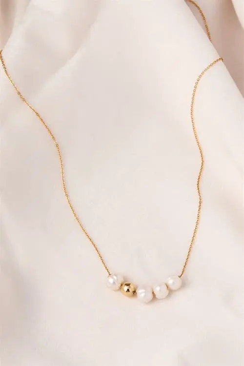 SET & STONES Portia Pearl Necklace