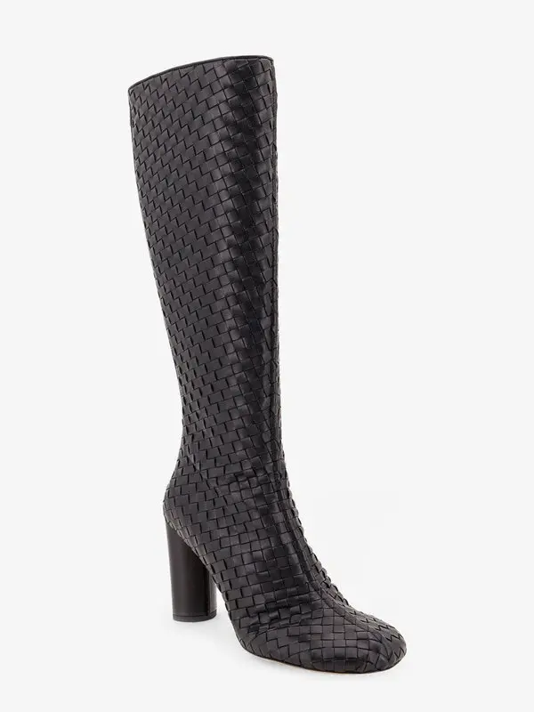Bottega Veneta Cherry Boots With Braided Pattern