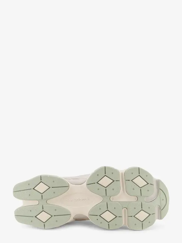 NEW BALANCE U9060 Suede Sneakers - Green