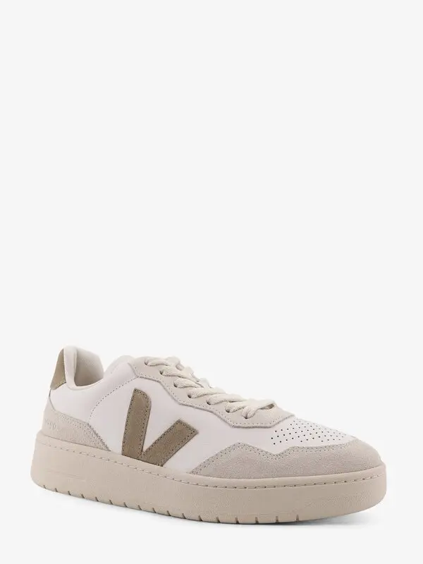 VEJA V90 Leather Sneakers With Suede Inserts