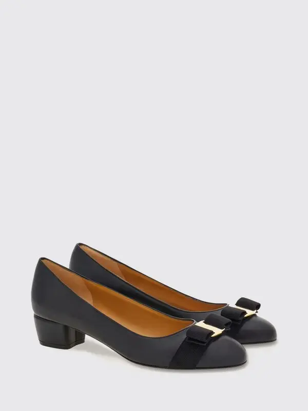 FERRAGAMO Pump