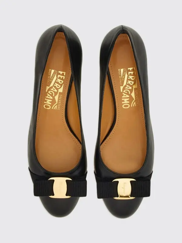 FERRAGAMO Pump