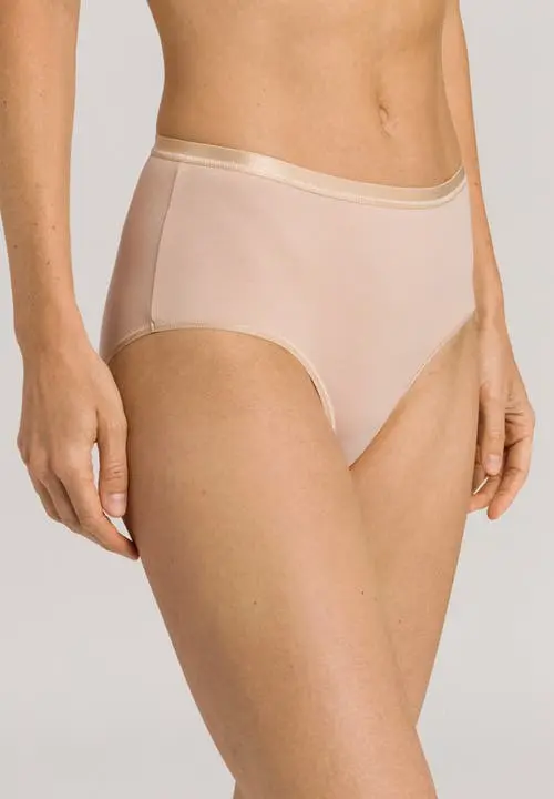 Hanro Cotton Sensation Cotton Full Brief - Beige