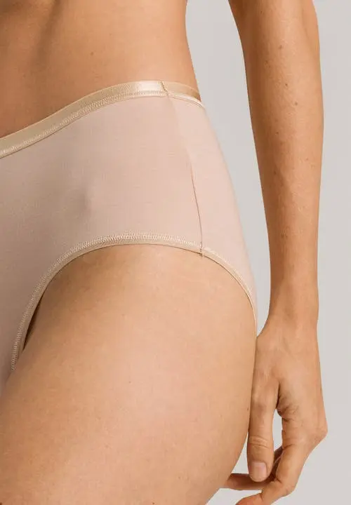 Hanro Cotton Sensation Cotton Full Brief - Beige