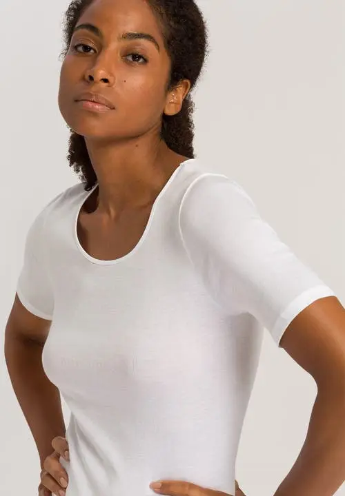 Hanro Cotton Seamless Fitted Cotton Round Neck Top - White