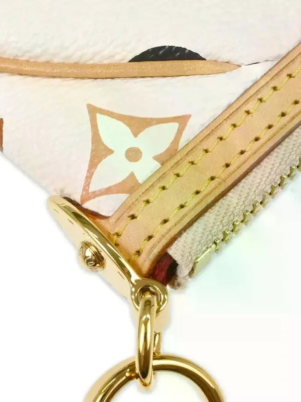 LOUIS VUITTON Mm Milla Chain Shoulder Bag