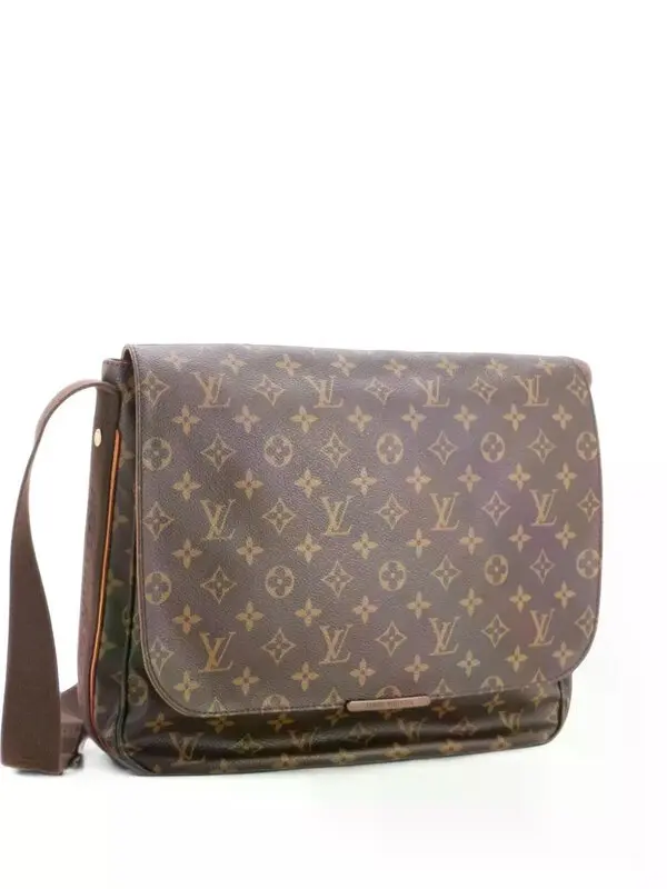 LOUIS VUITTON Beaubourg Messenger Bag Monogram Canvas Gm Crossbody Bag
