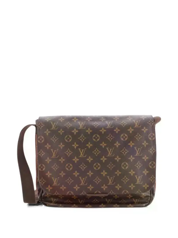 LOUIS VUITTON Beaubourg Messenger Bag Monogram Canvas Gm Crossbody Bag