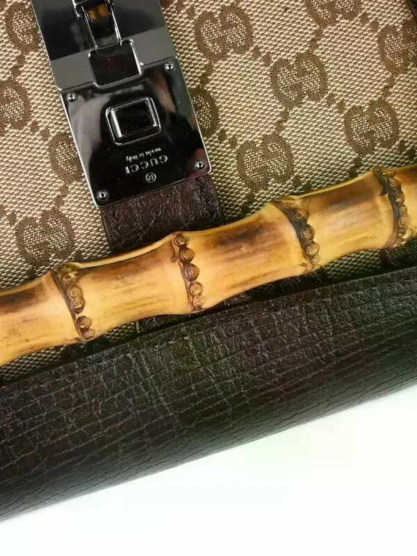 Gucci Bamboo Gg Supreme Shoulder Bag