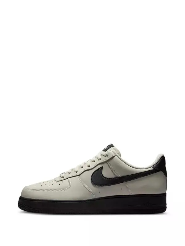Nike Air Force 1 '07 Sneakers