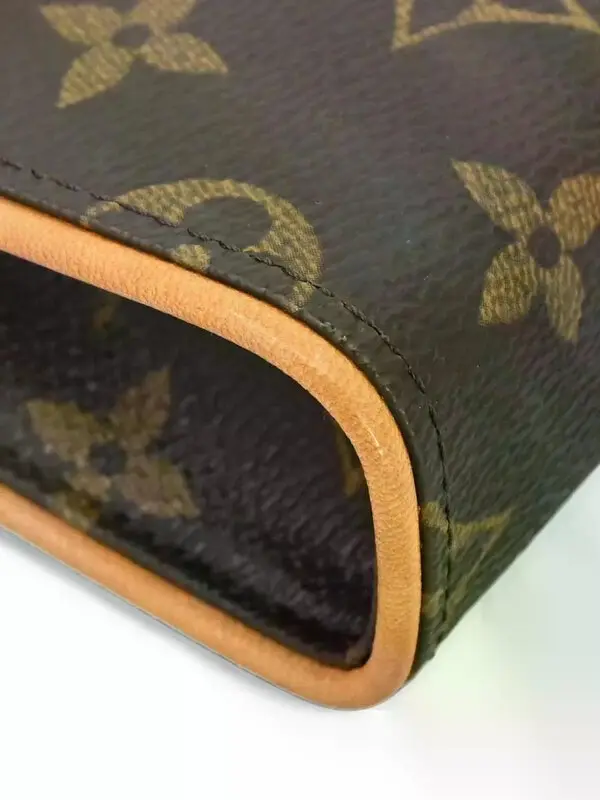 LOUIS VUITTON 2003 Pochette Florentine Monogram Belt Bag
