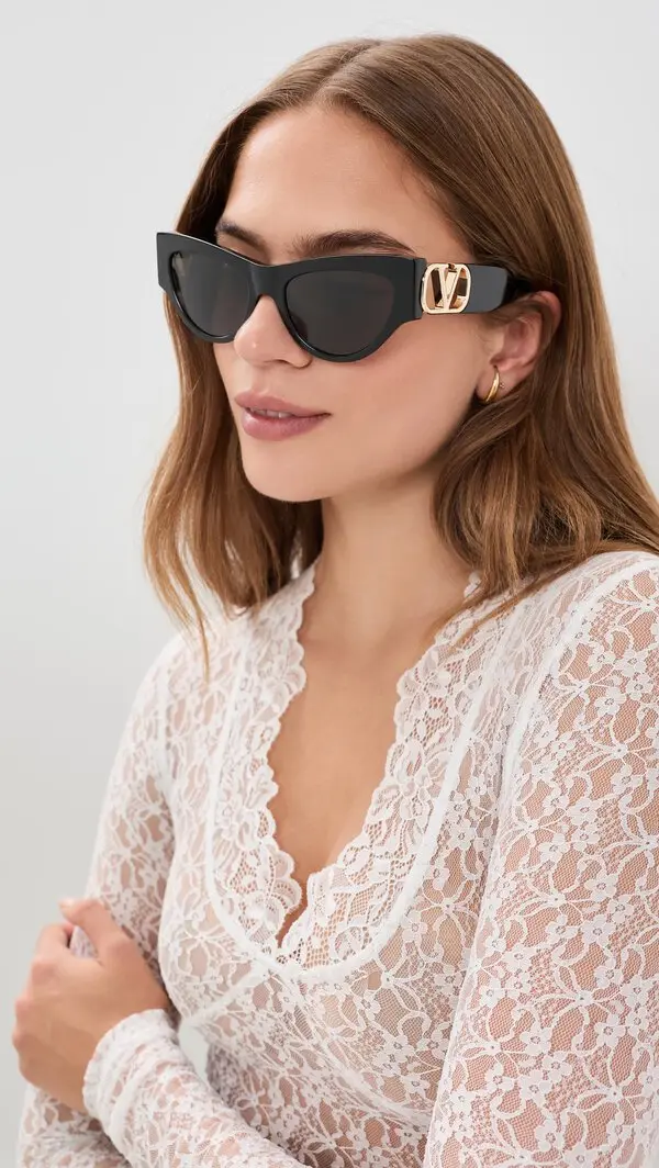Valentino Garavani Garavani Sunglasses