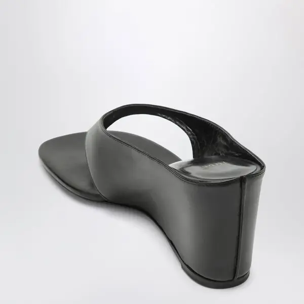 JUDE Leather Thong Sandals