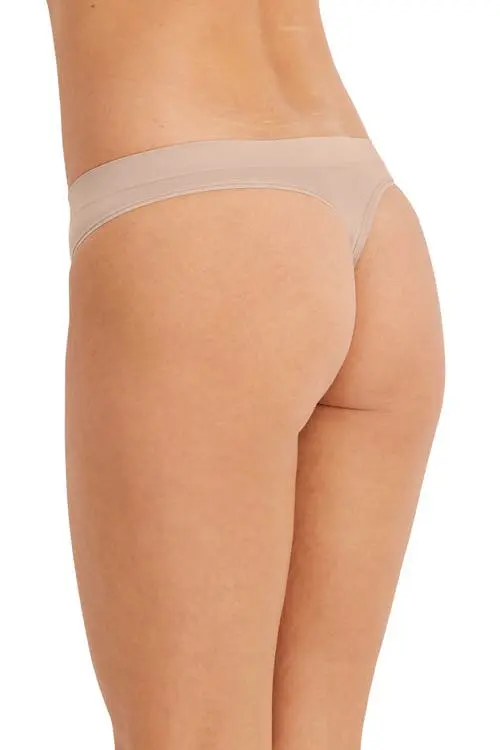 JOCKEY Seamfree Thong - Light