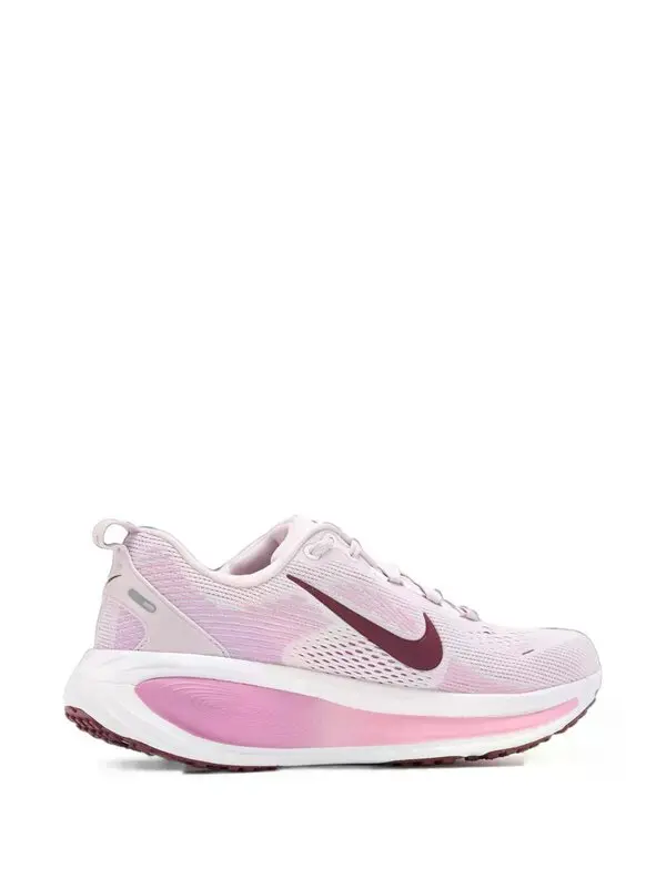 Nike Vomero 18 Sneakers