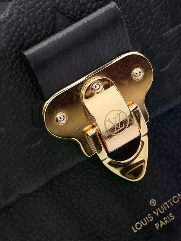 LOUIS VUITTON 2021-2026 Monogram Empreinte Vavin Wallet On Chain Crossbody Bag