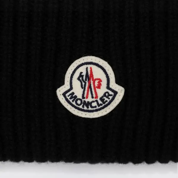 Moncler Beanie In Wool And Cashmere