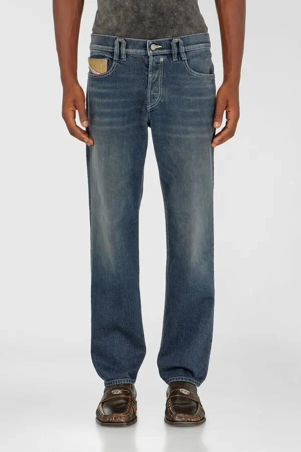 DIESEL® Regular Jeans Regular Waist 2023 D-finitive, Medium Button Fly