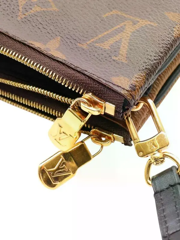 LOUIS VUITTON 2020 Monogram Giant Reverse Double Zip Pochette Crossbody Bag