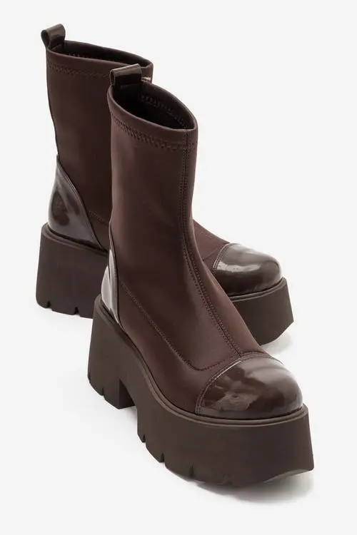 PROLOGUE SHOES Jadelina Scuba Platform Sock Boot - Brown