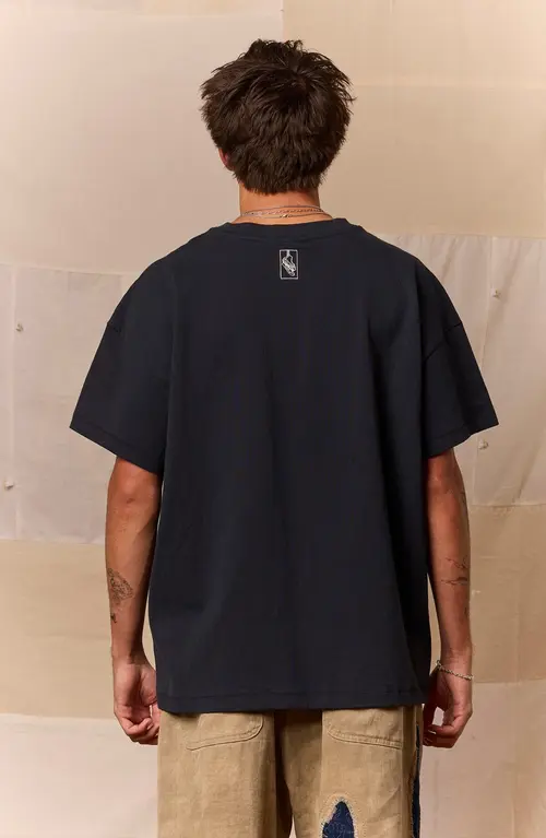 UNDER THE LIGHTS The Dead Ball Tee - Navy