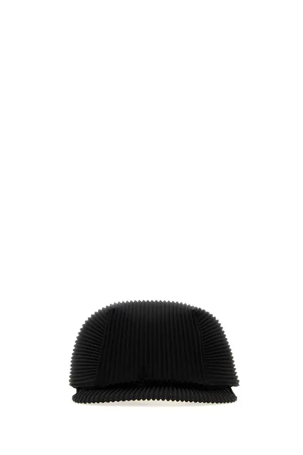 Issey Miyake Plisse Pleated Cap - Black