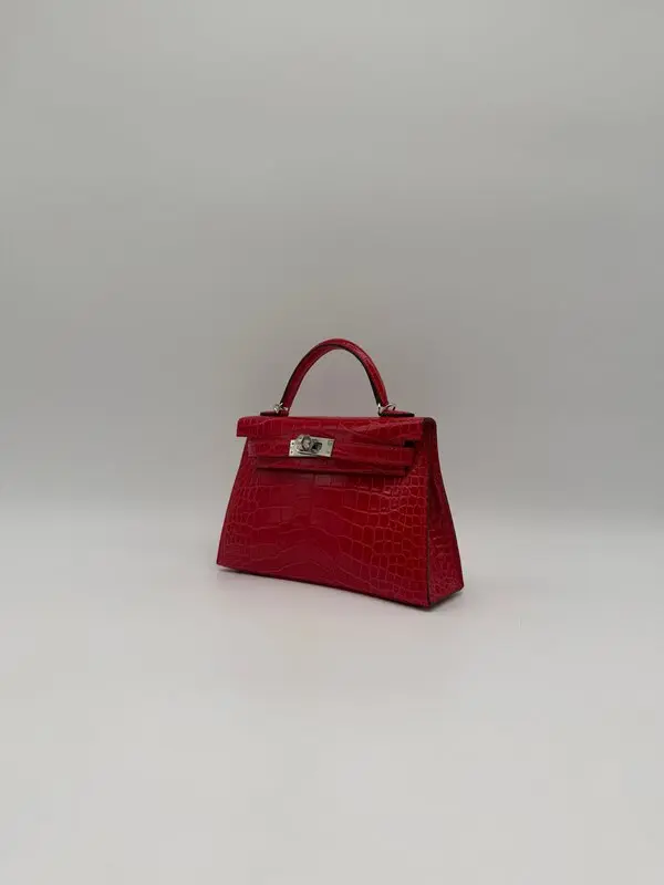 Hermès Mini Kelly Rouge De Coeur Shiny Alligator Palladium Hardware