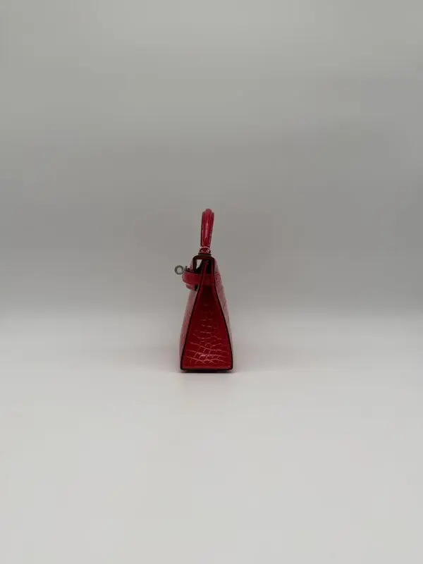 Hermès Mini Kelly Rouge De Coeur Shiny Alligator Palladium Hardware