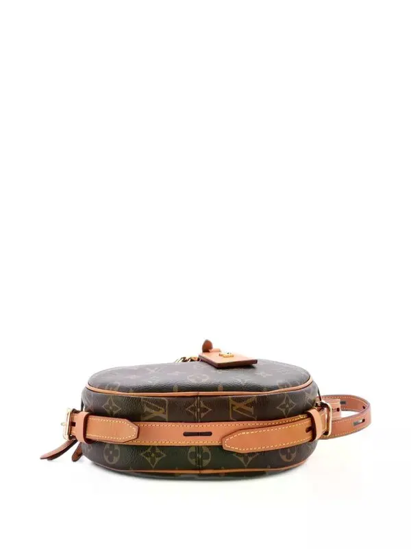 LOUIS VUITTON Boite Chapeau Souple Bag Monogram Canvas Mm Shoulder Bag