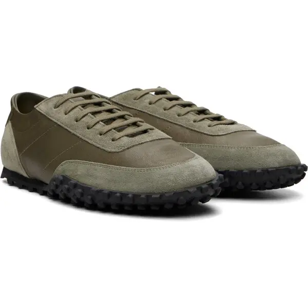 COMMON PROJECTS Logo Sneakers